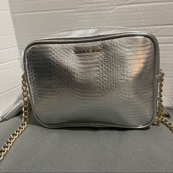Victoria's Secret | Bags | Nwt Victoriassecret Silver Crossbody Bag ...